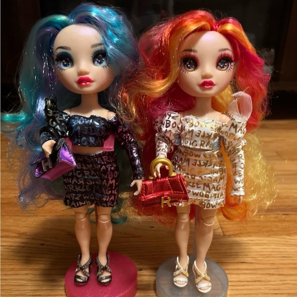 Toys | Rainbow High Special E Twin Laurel Holly Devious Fashion Doll ...